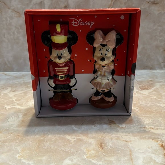 Disney | Holiday | Disney Mickey And Minnie Mouse Nutcracker Salt And ...
